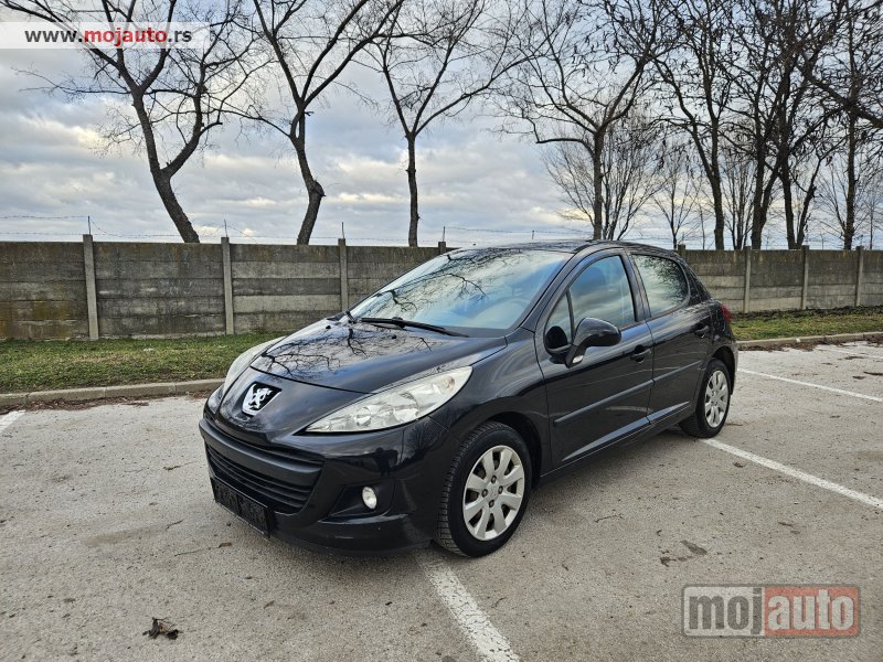 Peugeot 207 1.4 8v