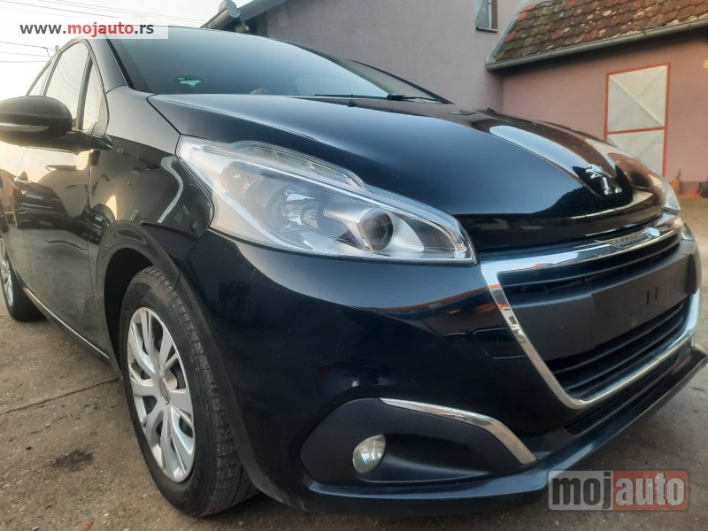 Peugeot 208 1.6E HDI NAWI KAO NOV