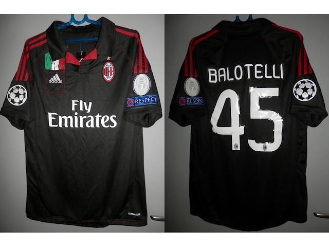 Milan dres 2012-13 Mario Balotelli 45