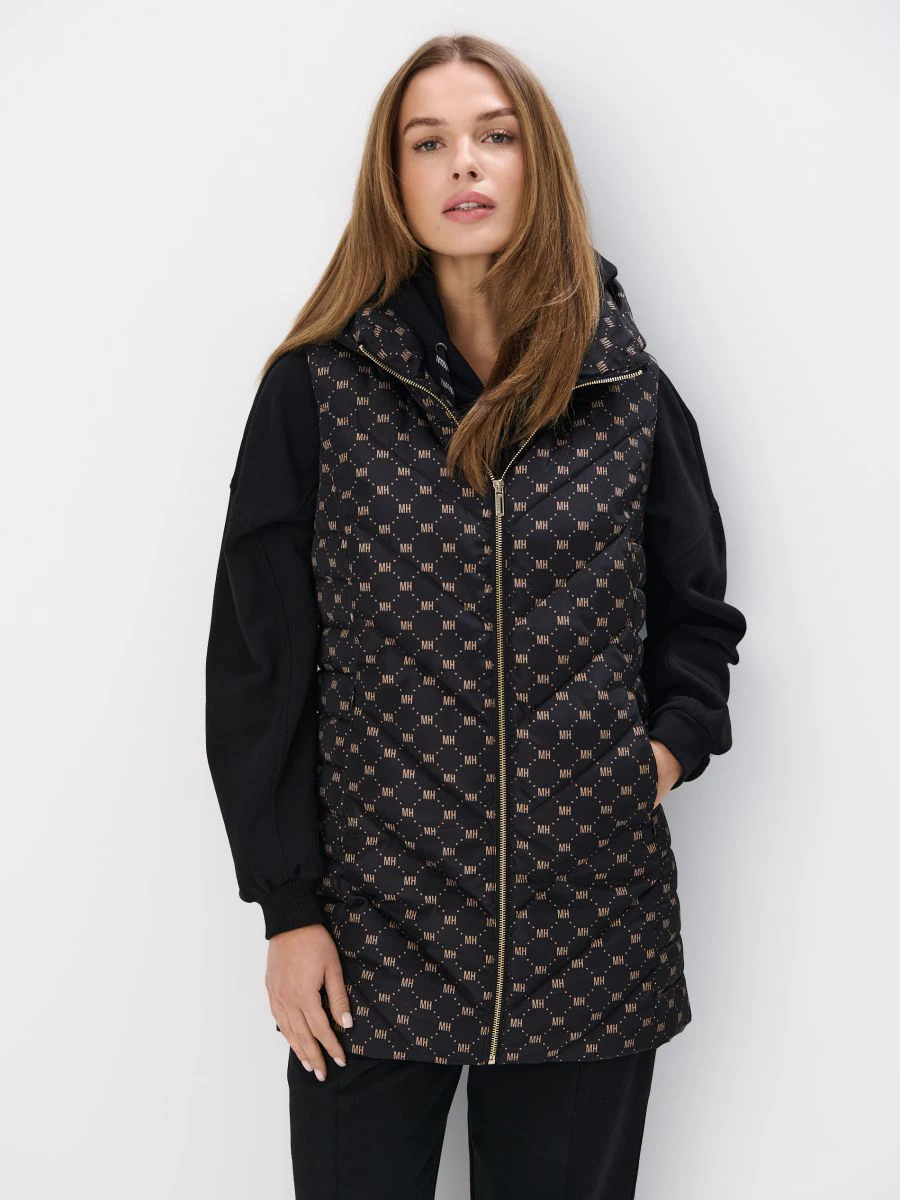 Prošiveni prsluk s kapuljačom