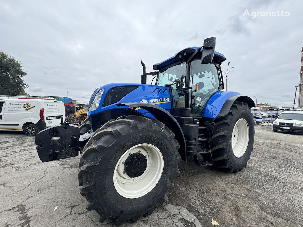 Novi New Holland T7.260 traktor točkaš