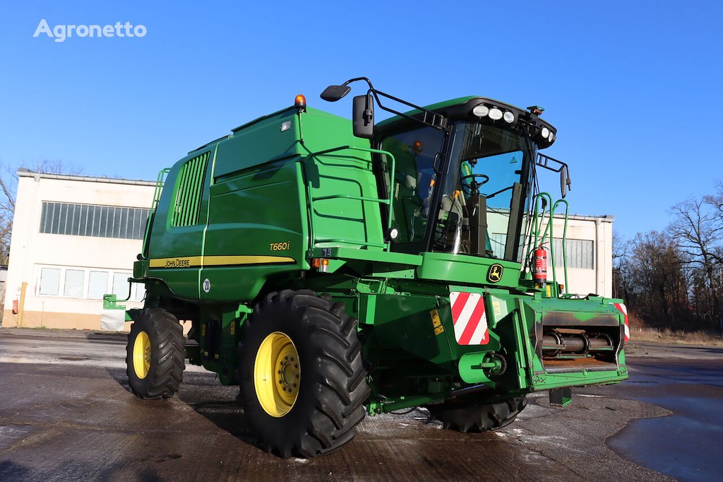 John Deere T660 i kombajn za žito