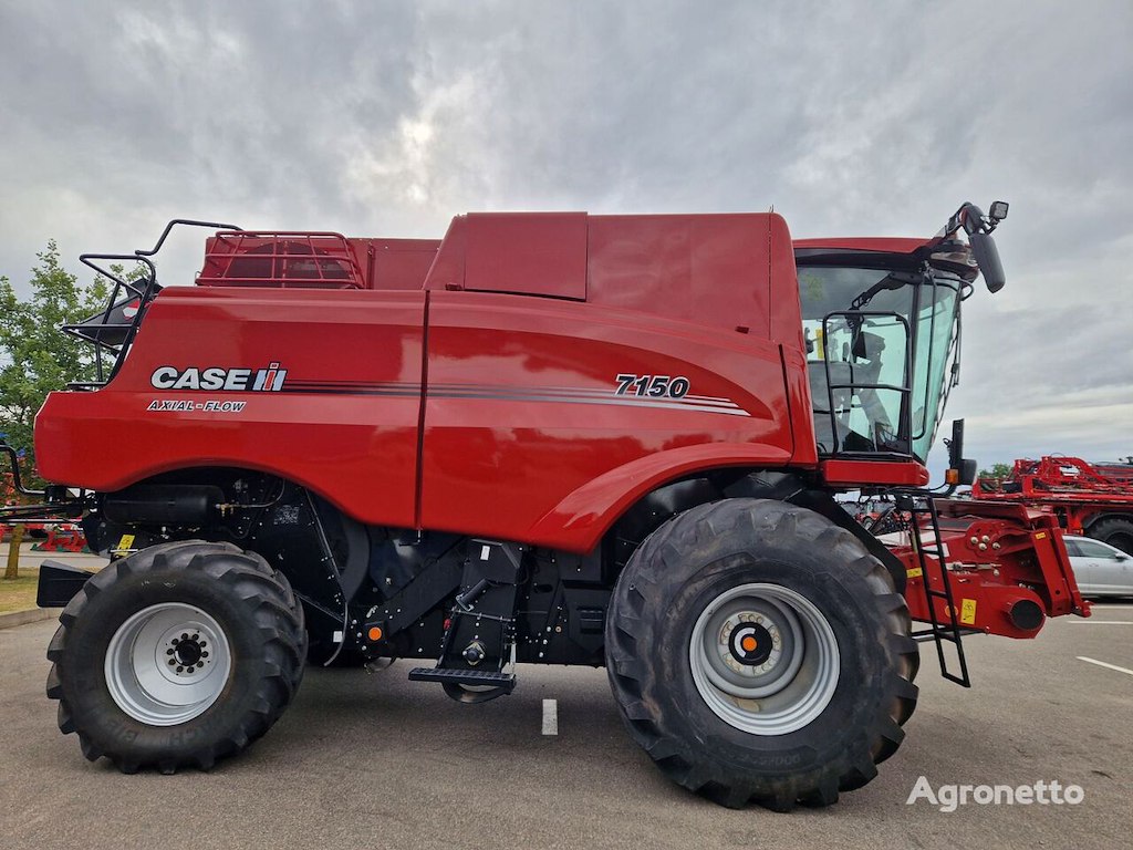 Novi Case IH AF 7150 kombajn za žito