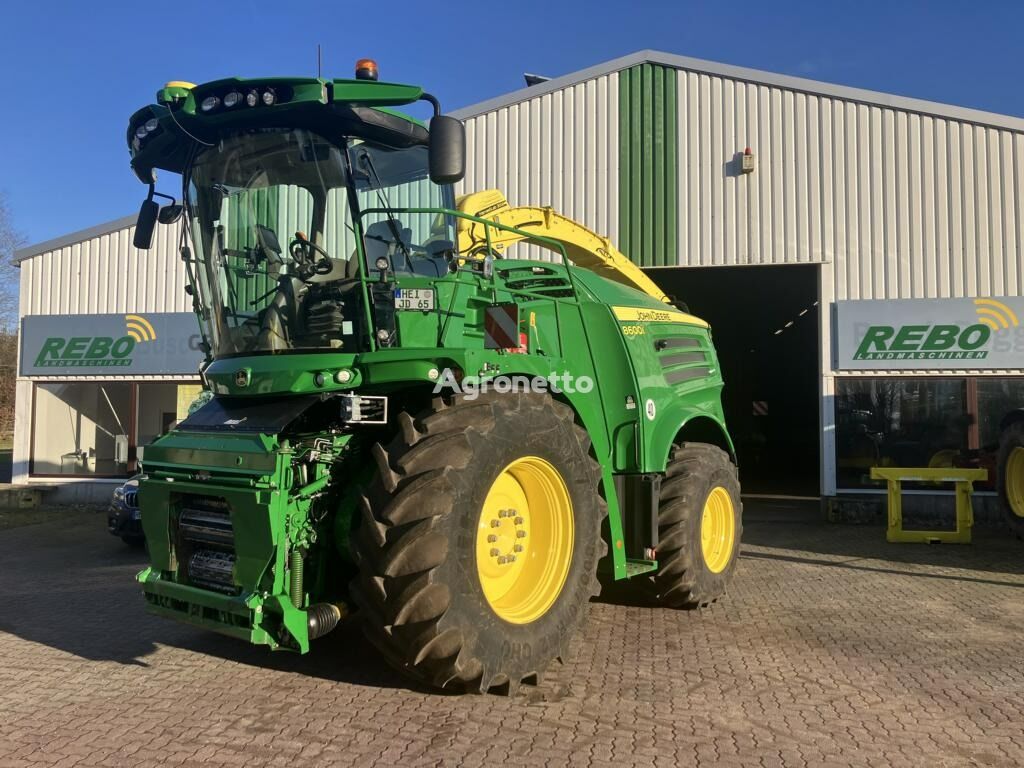 John Deere 8600i krmni kombajn