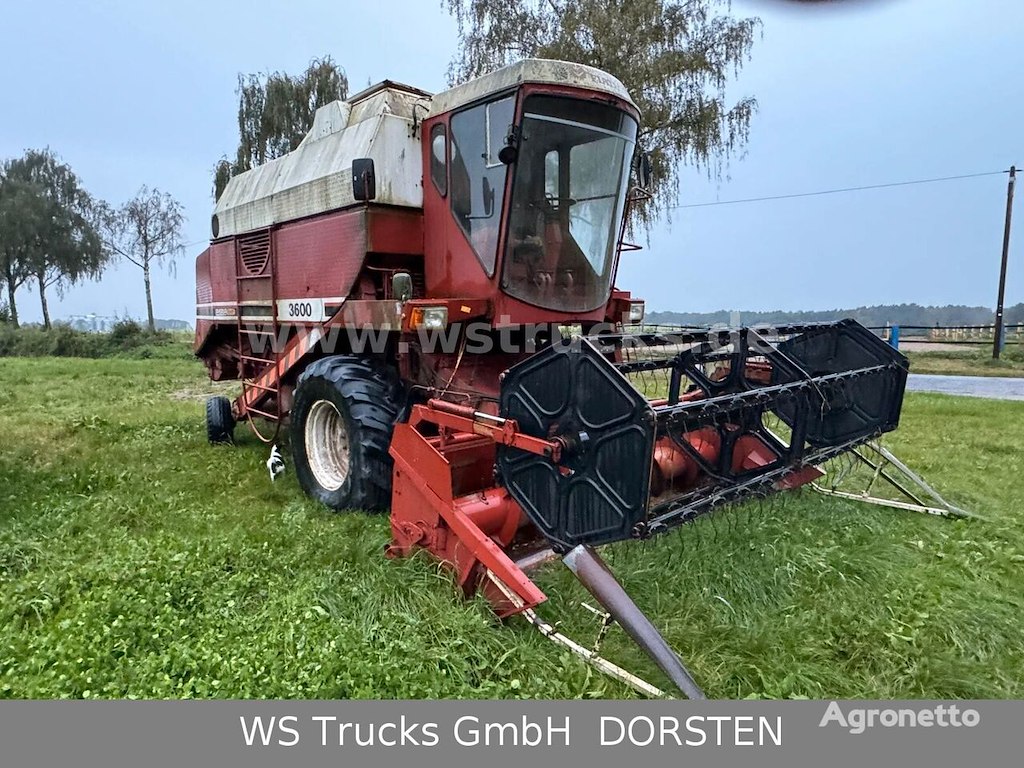 FiatAgri Laverda 3600 + Schneidwerk krmni kombajn