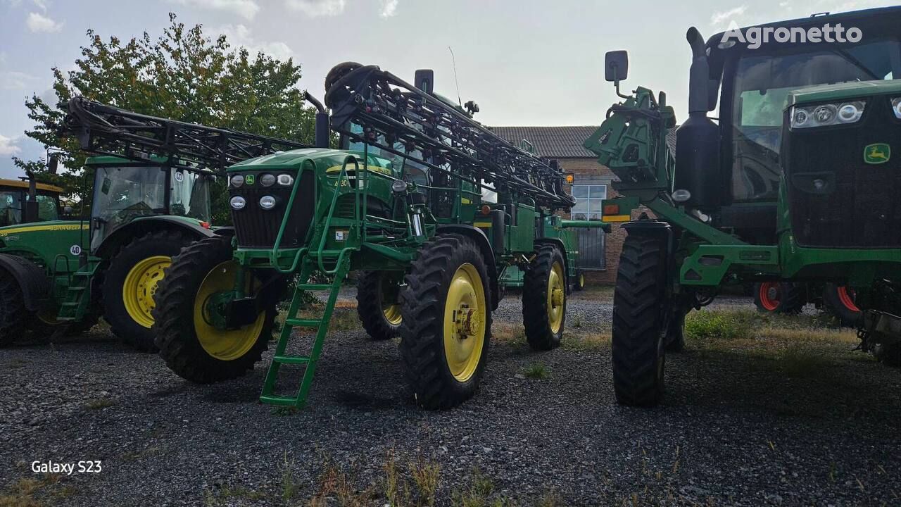 John Deere 4730 samohodna prskalica