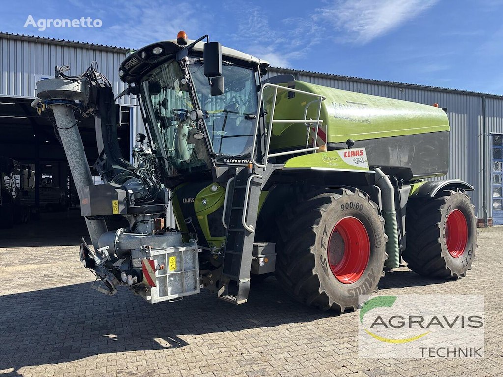 Claas Xerion 4000 Saddle Trac rasipači veštačkog đubriva