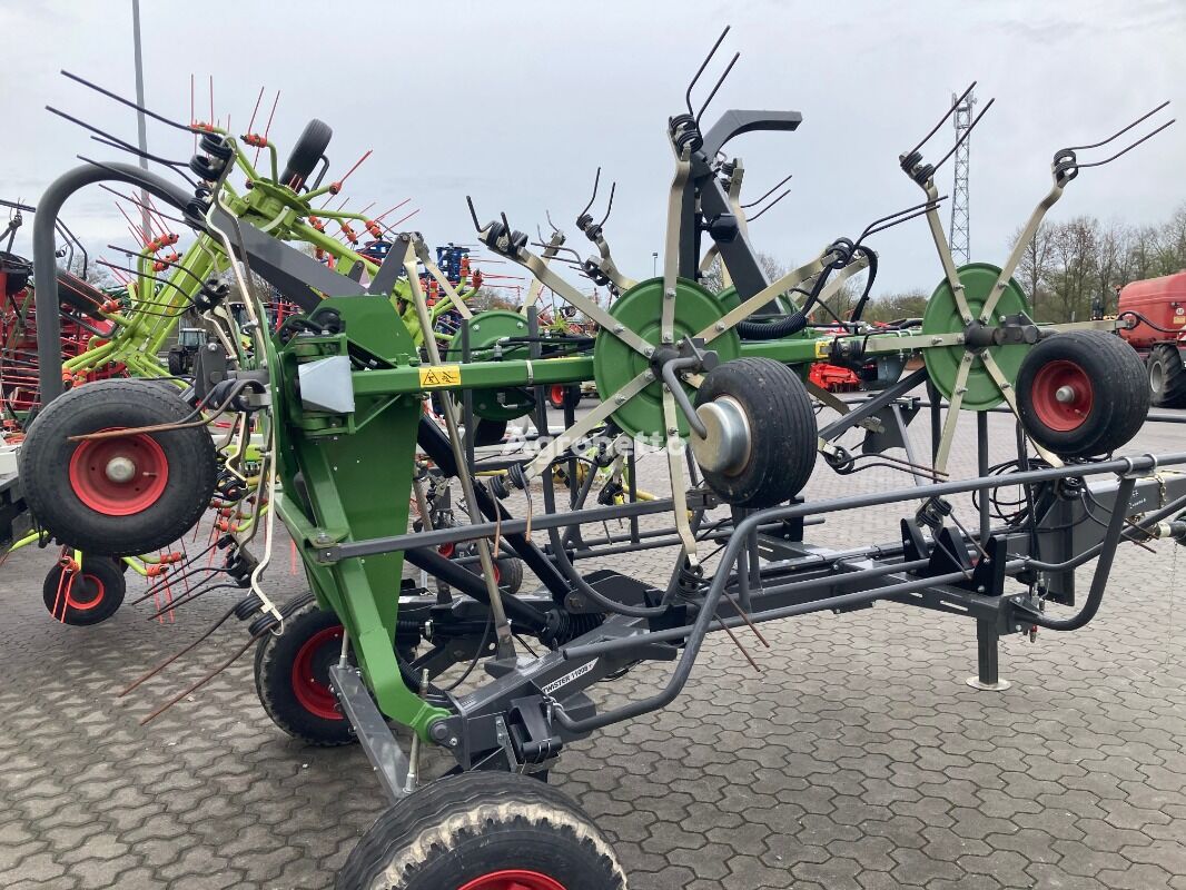 Fendt Twister 11008 T prevrtač sena