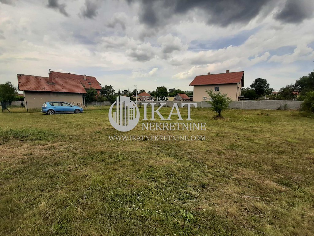 Granice, Mladenovac, plac 10ari ID#4006 25.000 €