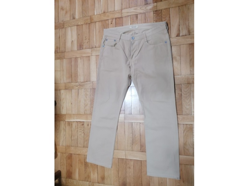 GUESS muske bez pantalone 34