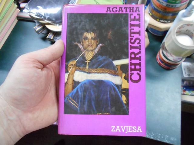 Agatha Christie - Zavjesa