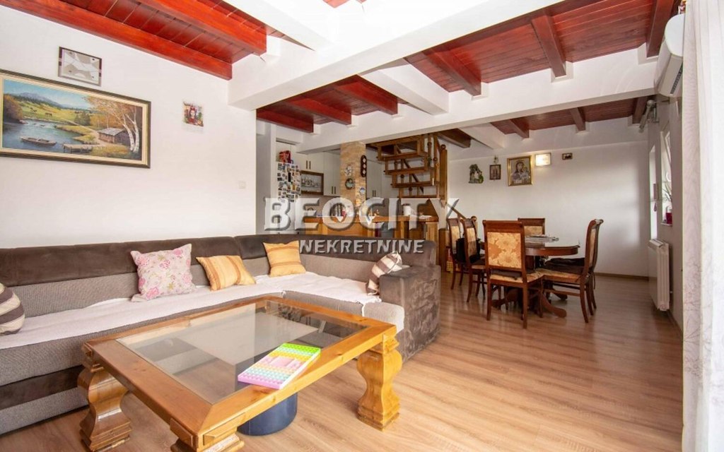 Zemun, Zemun Bačka, Backa , 18.0, 600m2, 5000EUR