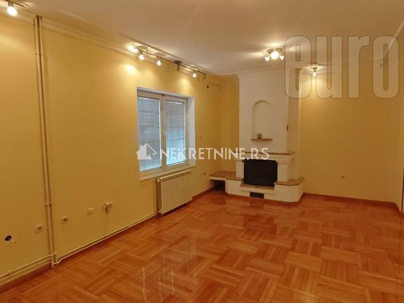 #21403, Izdavanje, Kuća, VOŽDOVAC, 4000 EUR