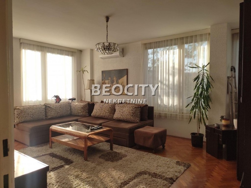 Novi Beograd, Blok 4 (Politehnička akademija), Bulevar Zorana Đinđića, 2. 5, 70m2, 250000EUR