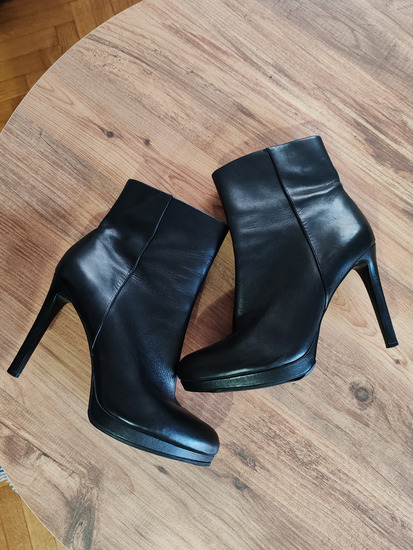 NINE WEST gležnjače 40