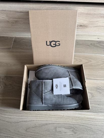 Ugg novo original cizme