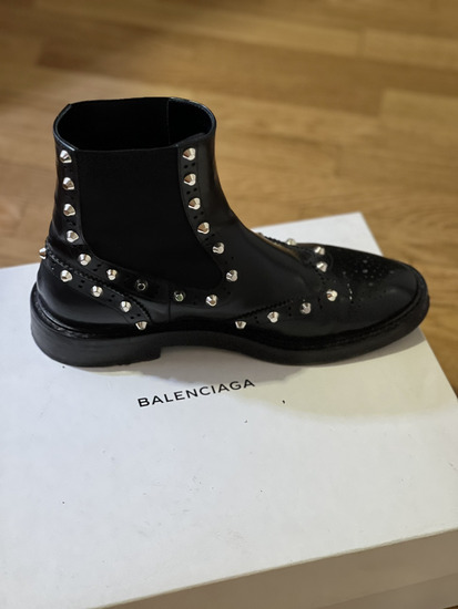 Balenciaga cizme br 41