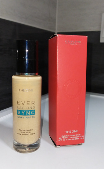 Oriflame Tecni puder EVERLASTING SYNC - kao nov