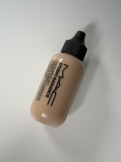 Mac face and body C3 studio radiance 45/50ml