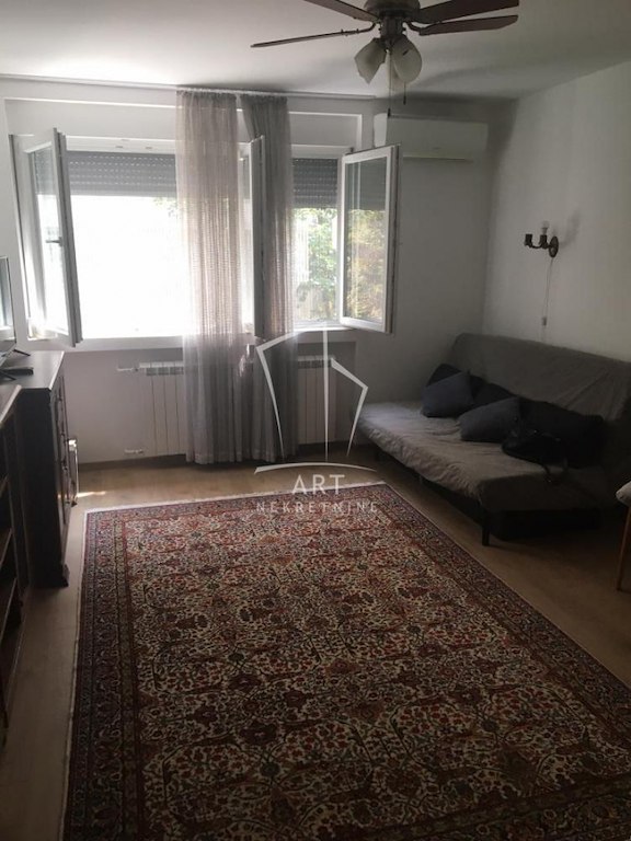 Knez Mihajlova, Kneginje Ljubice, 28m2 ID#5996