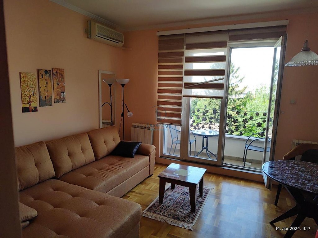 Crveni Krst, Gvozdićeva, 40m2