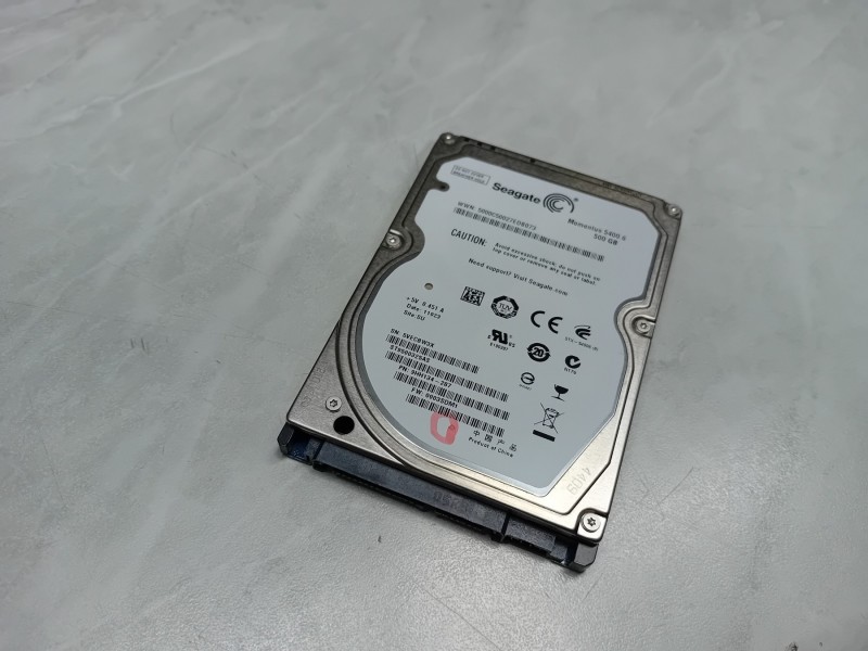 hard disk 2,5 500gb sataII ispravan seagate win 10