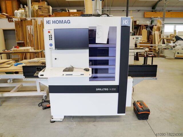 Vertikalni CNC machining centar
HOMAG DRILLTEQ V -200 BHX 055 Optimat