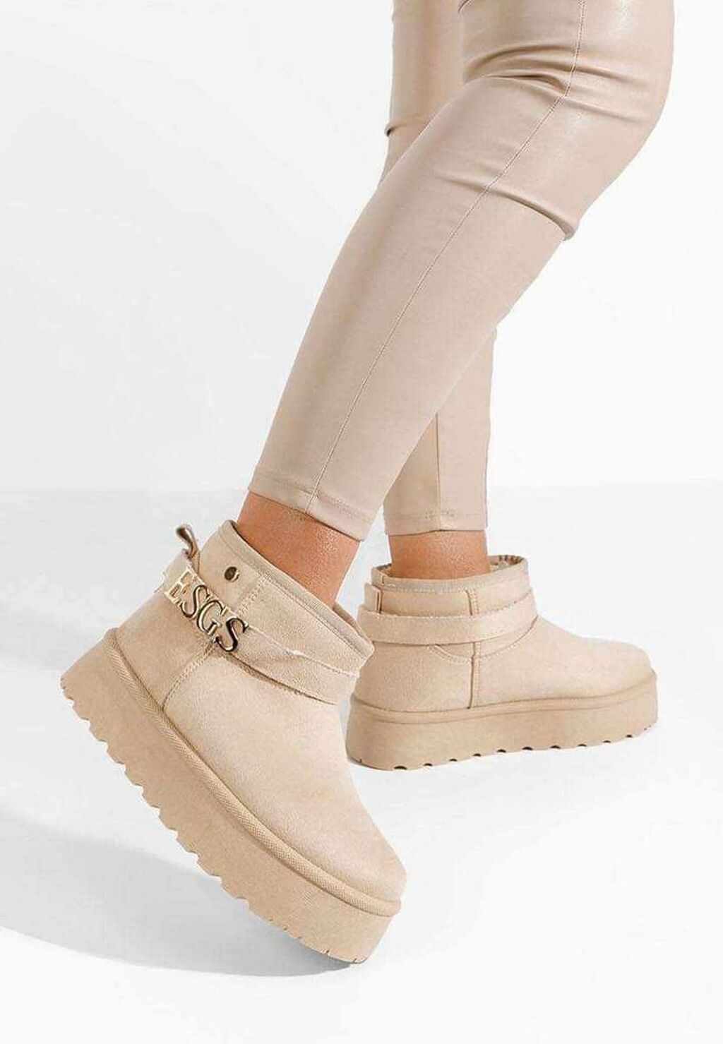 Ugg mini čizme, bоја - Crna, 41