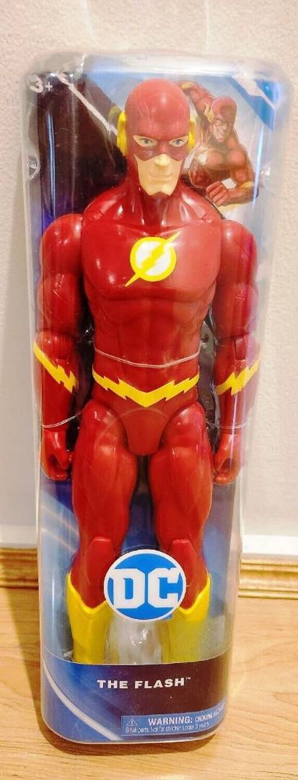 3300 lično preuzimanje - 3700 sa Post Ekspresom DC Comics The Flash 28