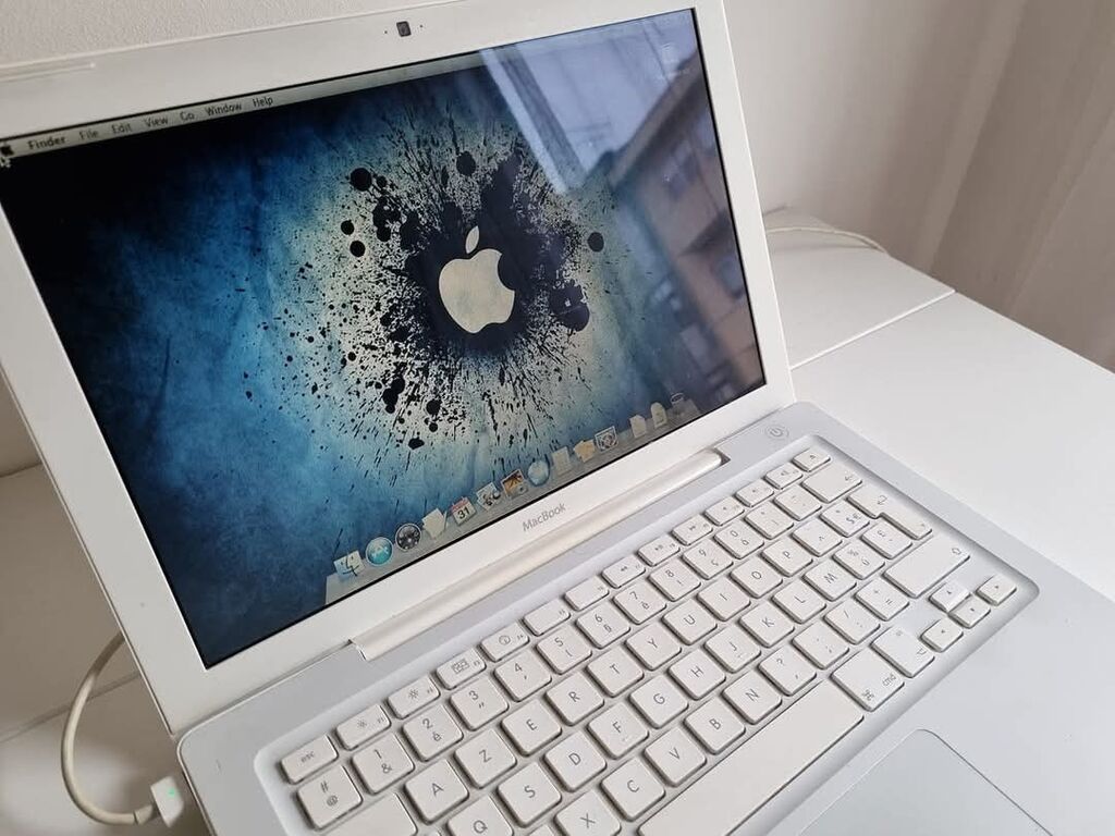 MacBook 6.1 Unibody "Core 2 Duo" 2.26 13" (EMC 2350)   Intel "Core 2