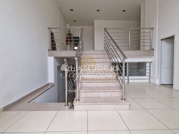 Novi Sad, Podbara, Pos. prostor, 155m2, 270000 EUR