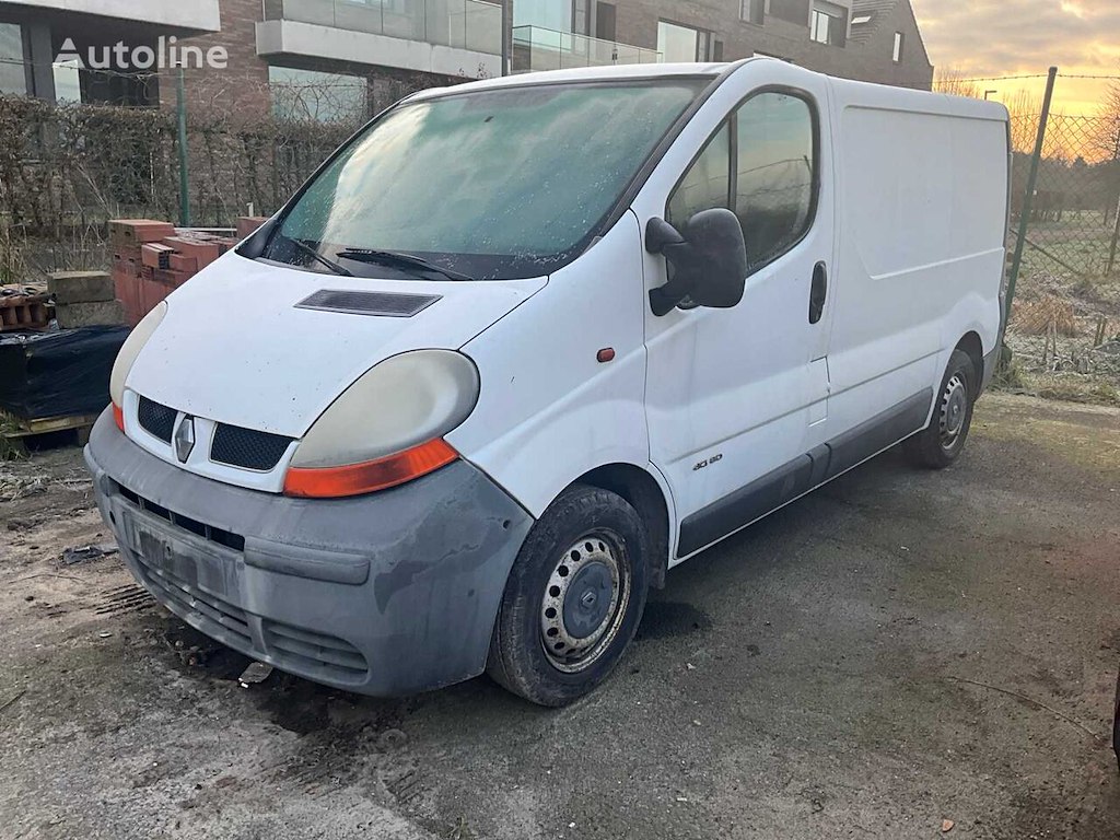 Prodaje se Renault Trafic minibus furgon na aukciji