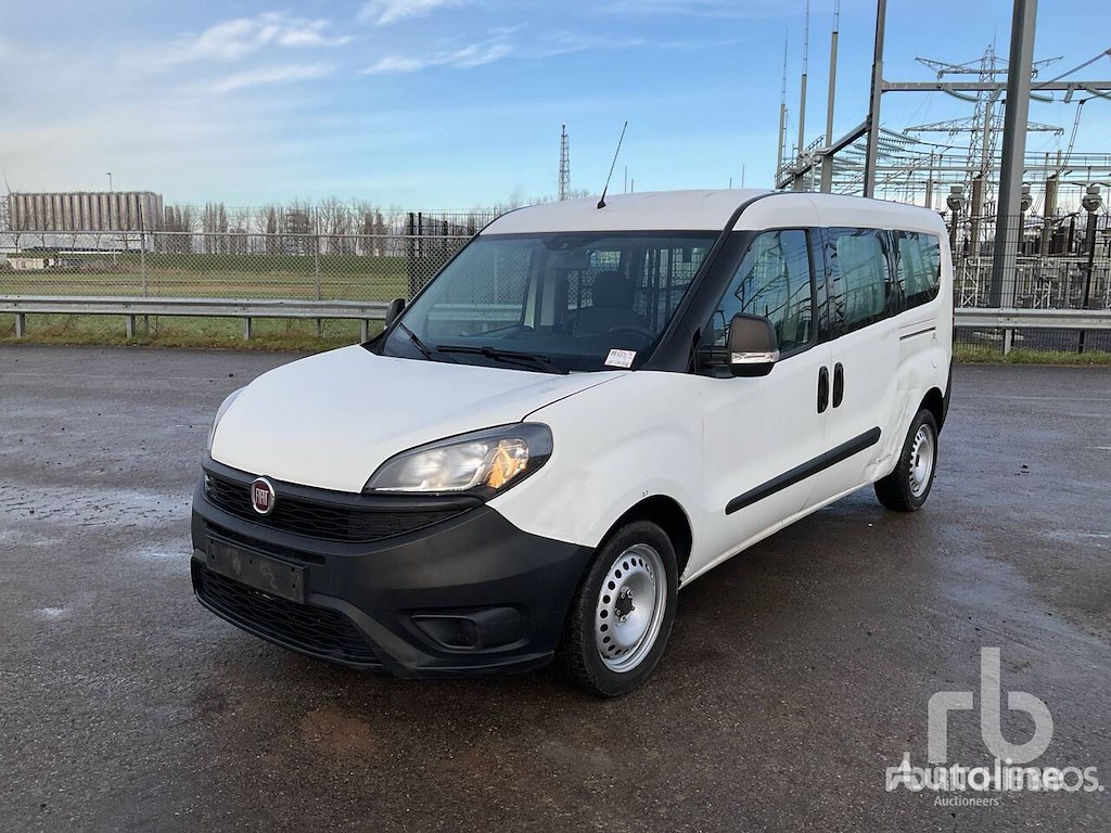 Prodaje se FIAT DOBLO MAXI laki furgon na aukciji