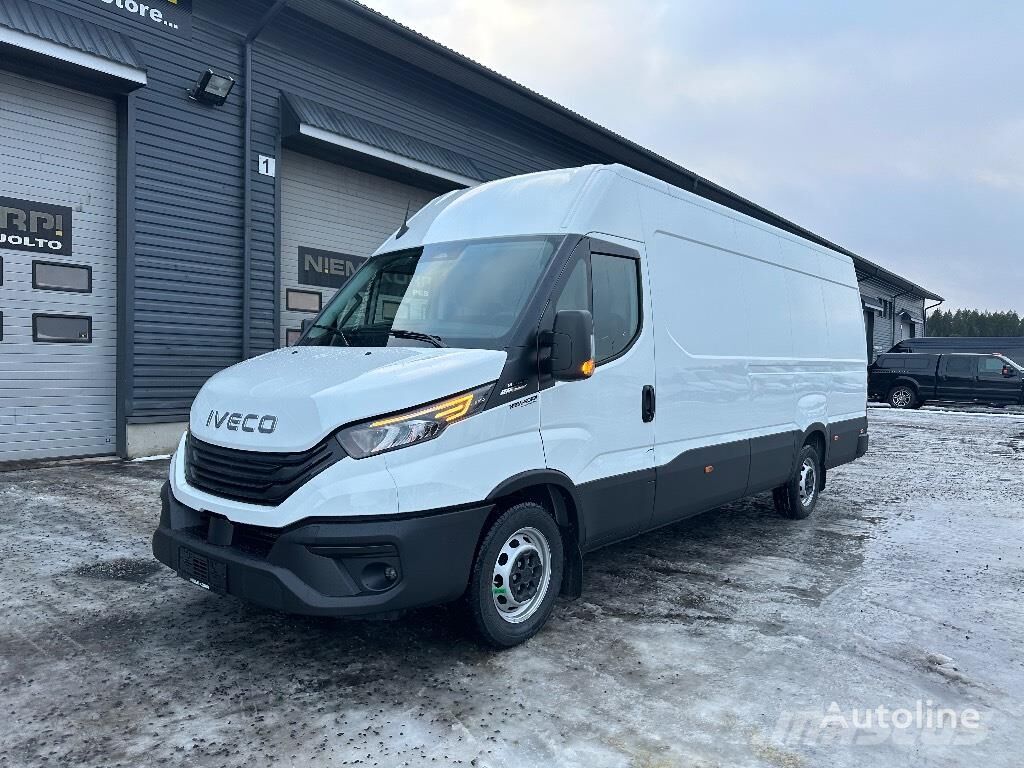 Novi IVECO Daily 35S16A8 16m3 my24 minibus furgon