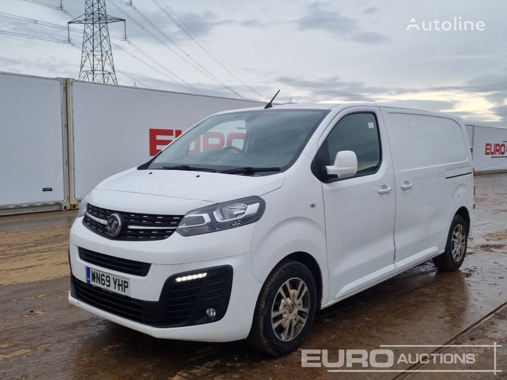 Prodaje se Vauxhall Vivaro minibus furgon na aukciji