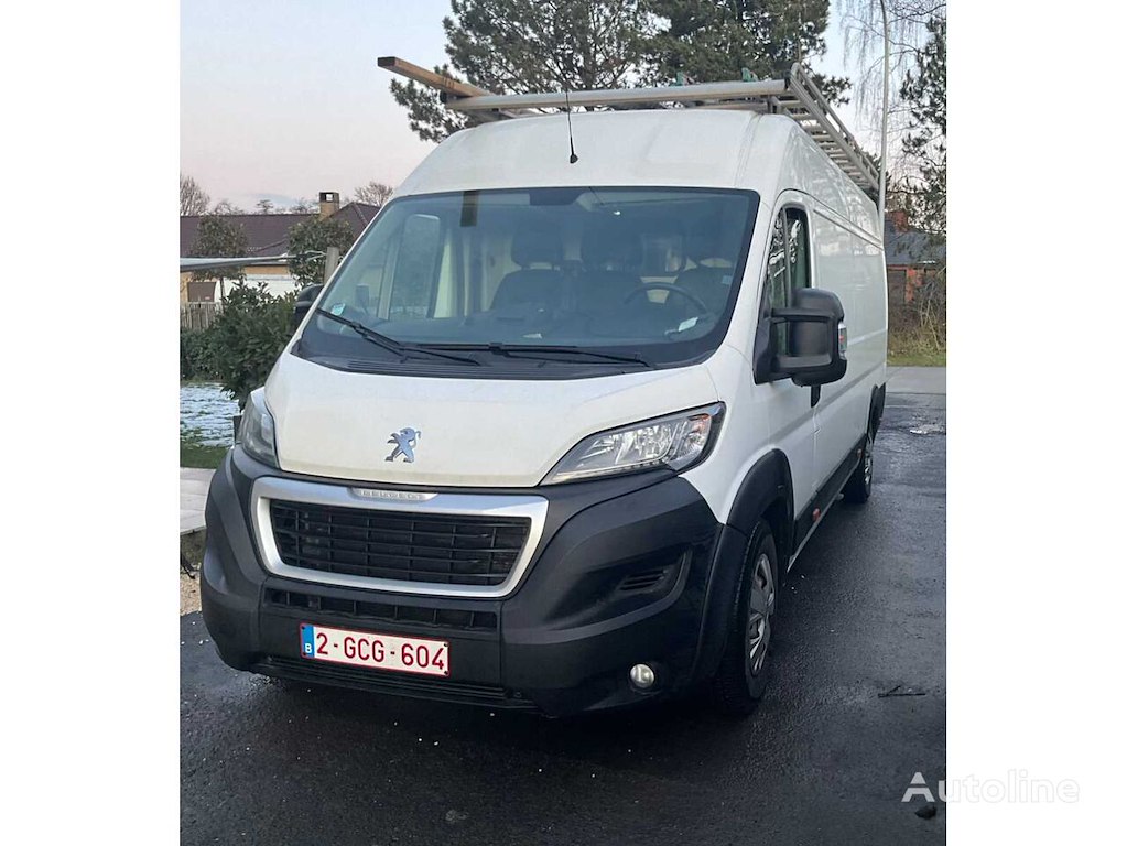 Prodaje se Peugeot Boxer minibus furgon na aukciji