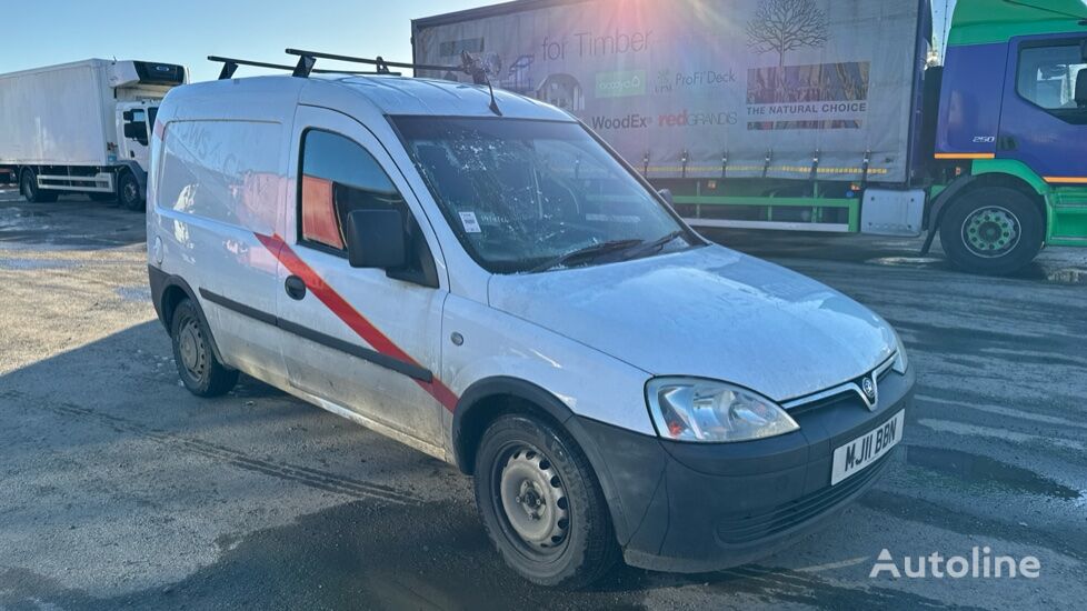 Prodaje se Vauxhall COMBO 1700 2.3 CDTI laki furgon na aukciji