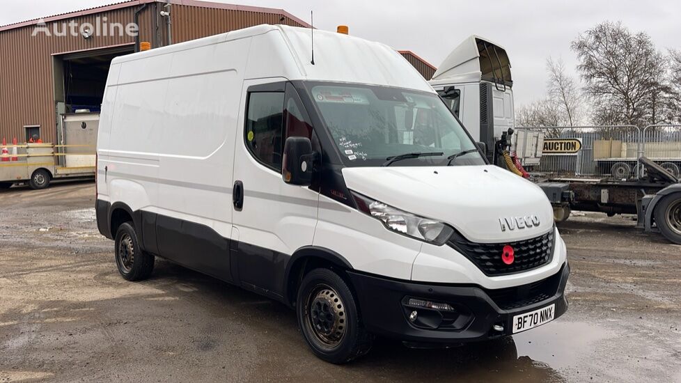 Prodaje se IVECO DAILY 35-120 minibus furgon na aukciji