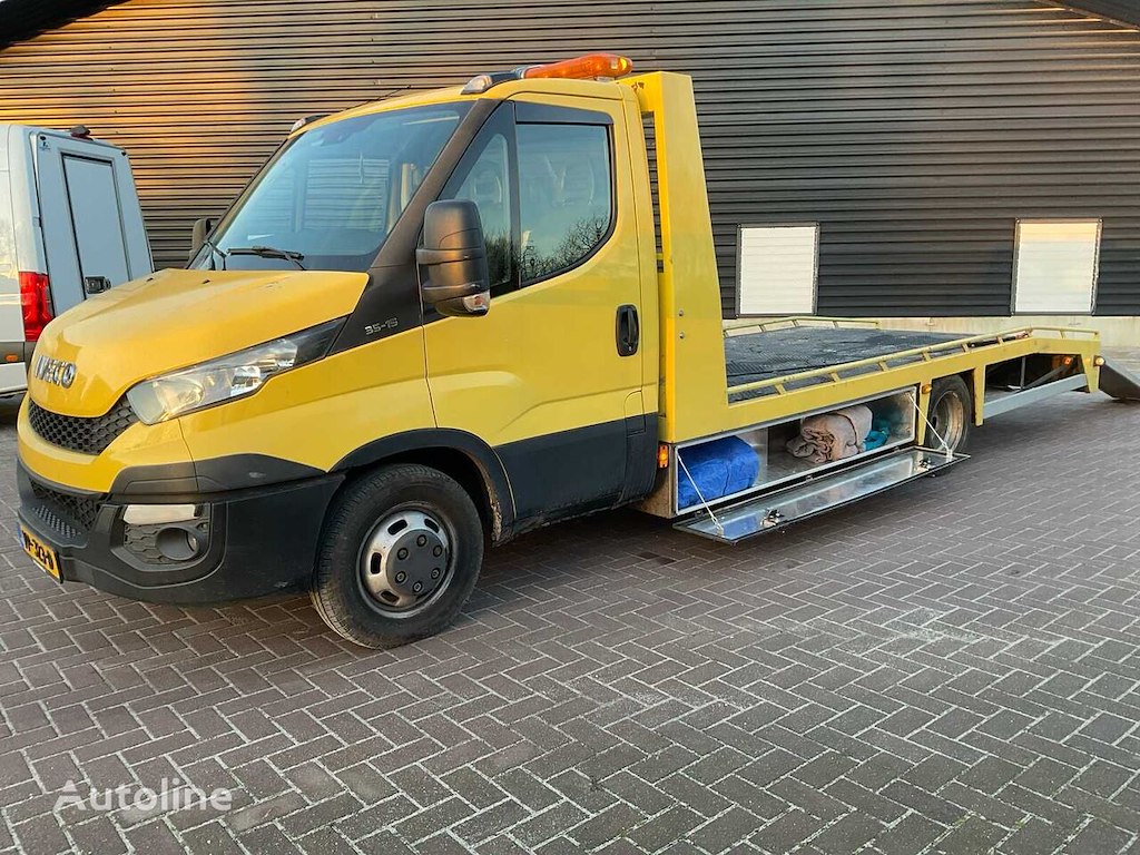 Prodaje se IVECO Daily šlep auto < 3.5t na aukciji