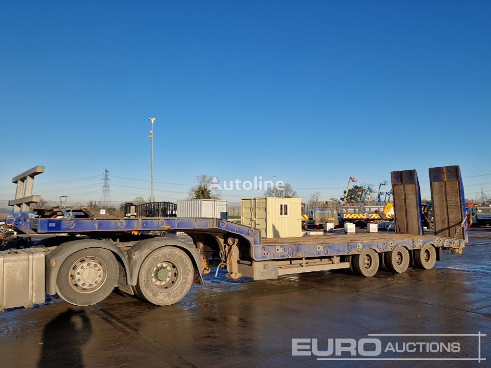 Prodaje se MAC Tri Axle Step Frame Low Loader Trailer poluprikolicu sa niskom platformom na aukciji