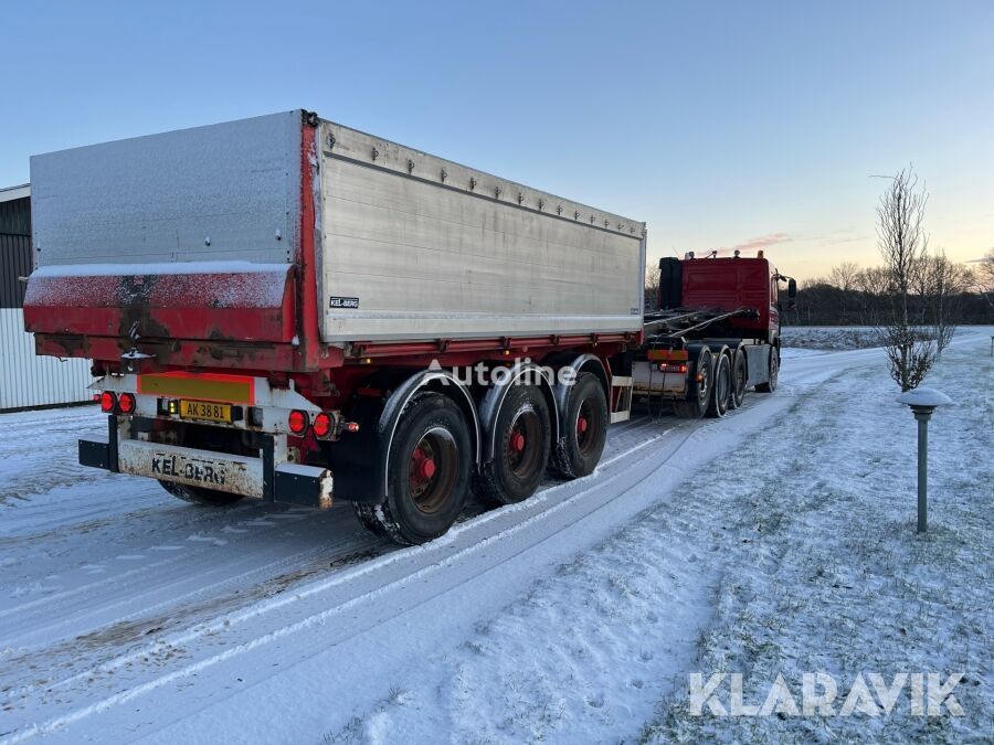 Prodaje se Kel-Berg D23B3 prikolicu sa ravnom platformom na aukciji