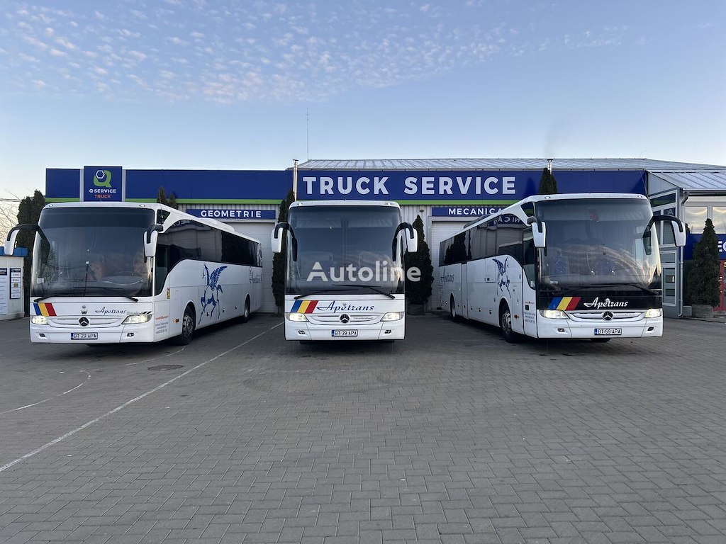 Mercedes-Benz 3x Tourismo RHD-M/2A turistički autobus