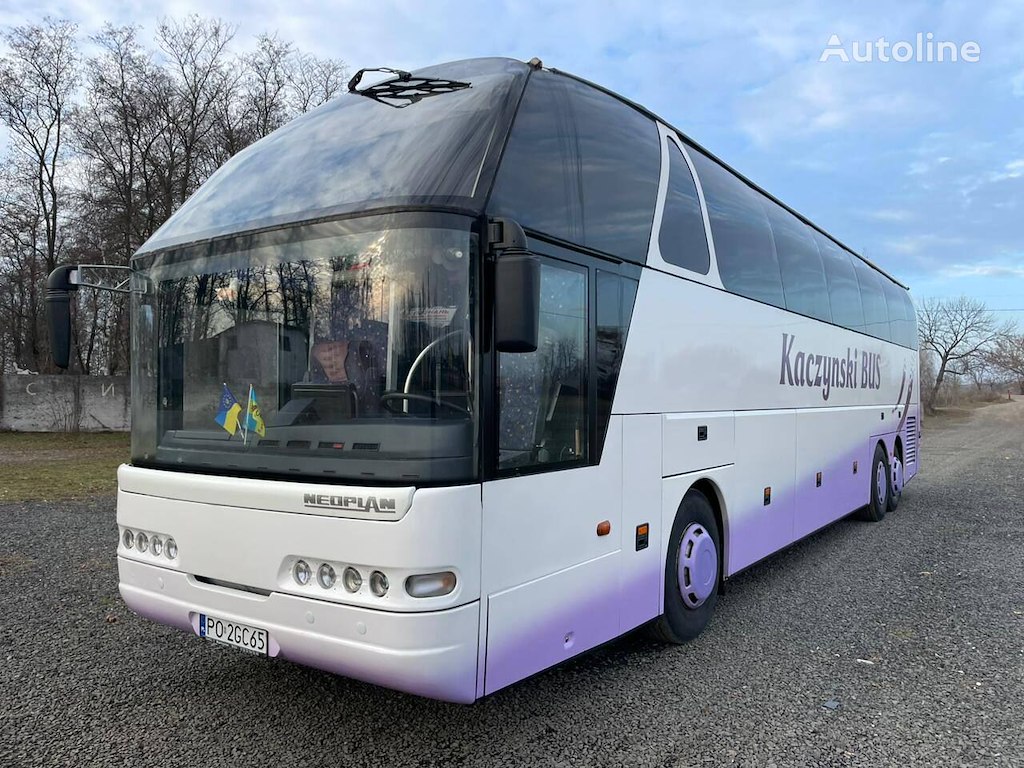 Neoplan Starliner N516 turistički autobus