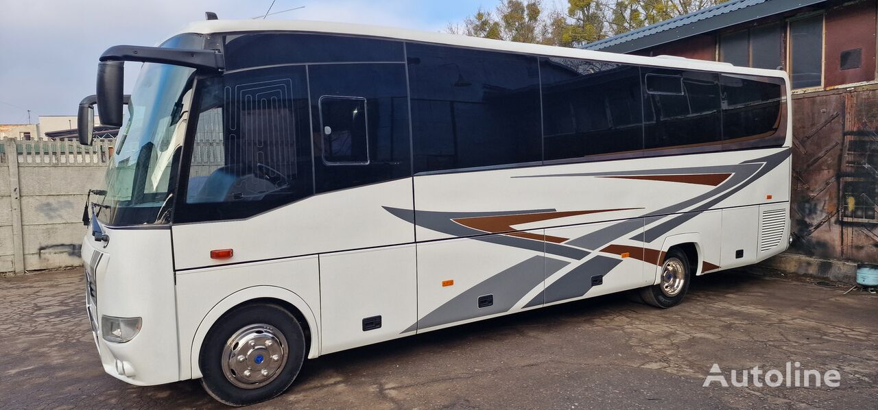 Mercedes-Benz Vario turistički autobus