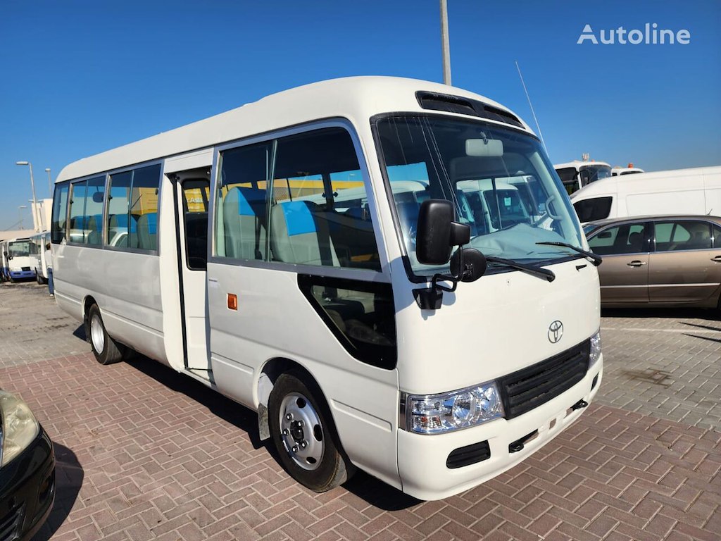 Toyota Coaster (LHD) turistički autobus