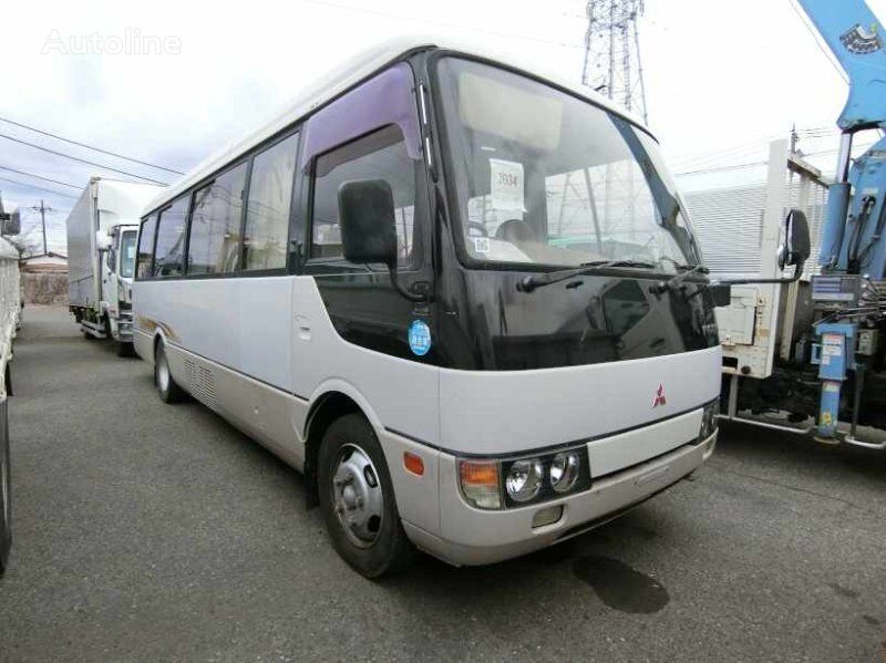 Mitsubishi ROSA prigradski autobus