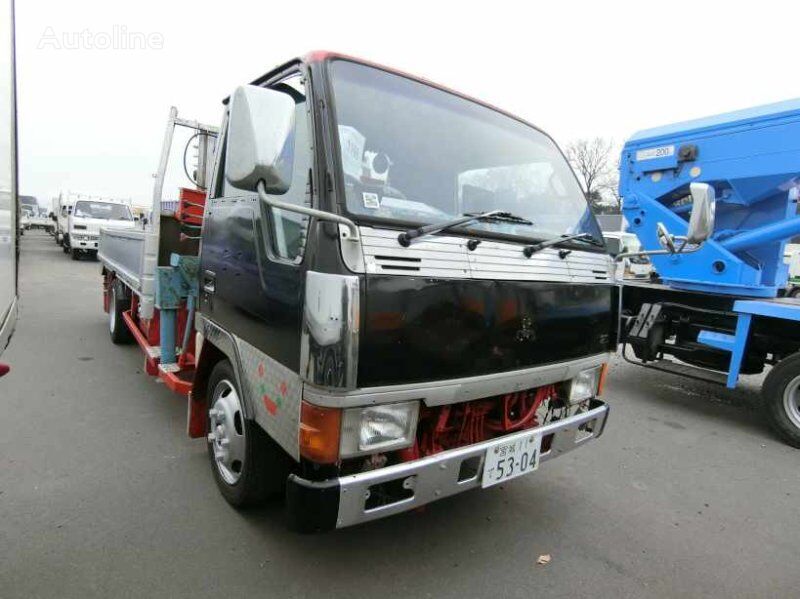 Mitsubishi CANTER kamion s ravnom platformom