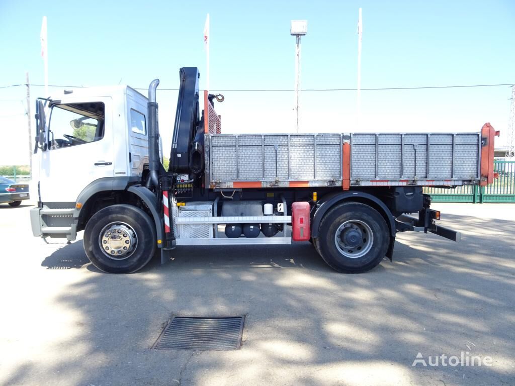 Mercedes-Benz AXOR 18 33 kamion s ravnom platformom