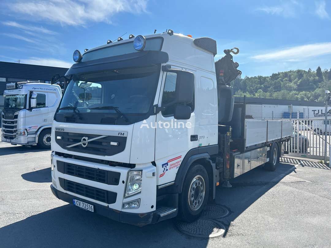 Prodaje se Volvo FM 370 kamion s ravnom platformom na aukciji