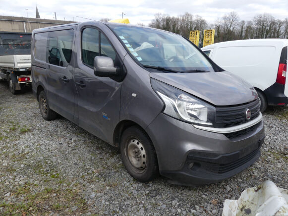 Prodaje se FIAT Talento putnički minibus na aukciji